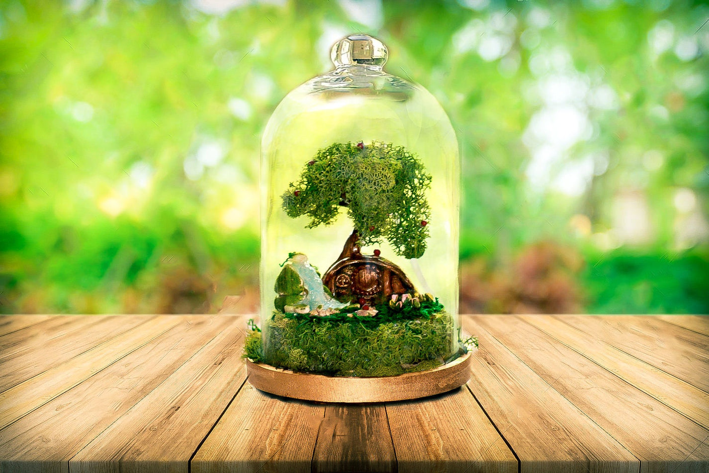 Hobbit House terrarium | Moss terrarium | RishStudio – mossartbyrishstudio