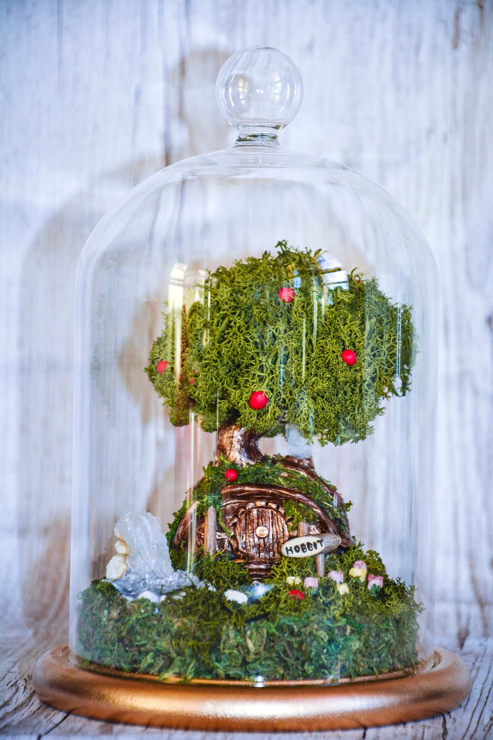 Hobbit House terrarium | Moss terrarium | RishStudio – mossartbyrishstudio